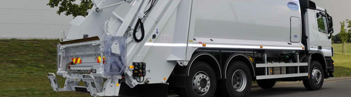 Ros Roca entrega dos camiones recolectores-compactadores a la comarca ...